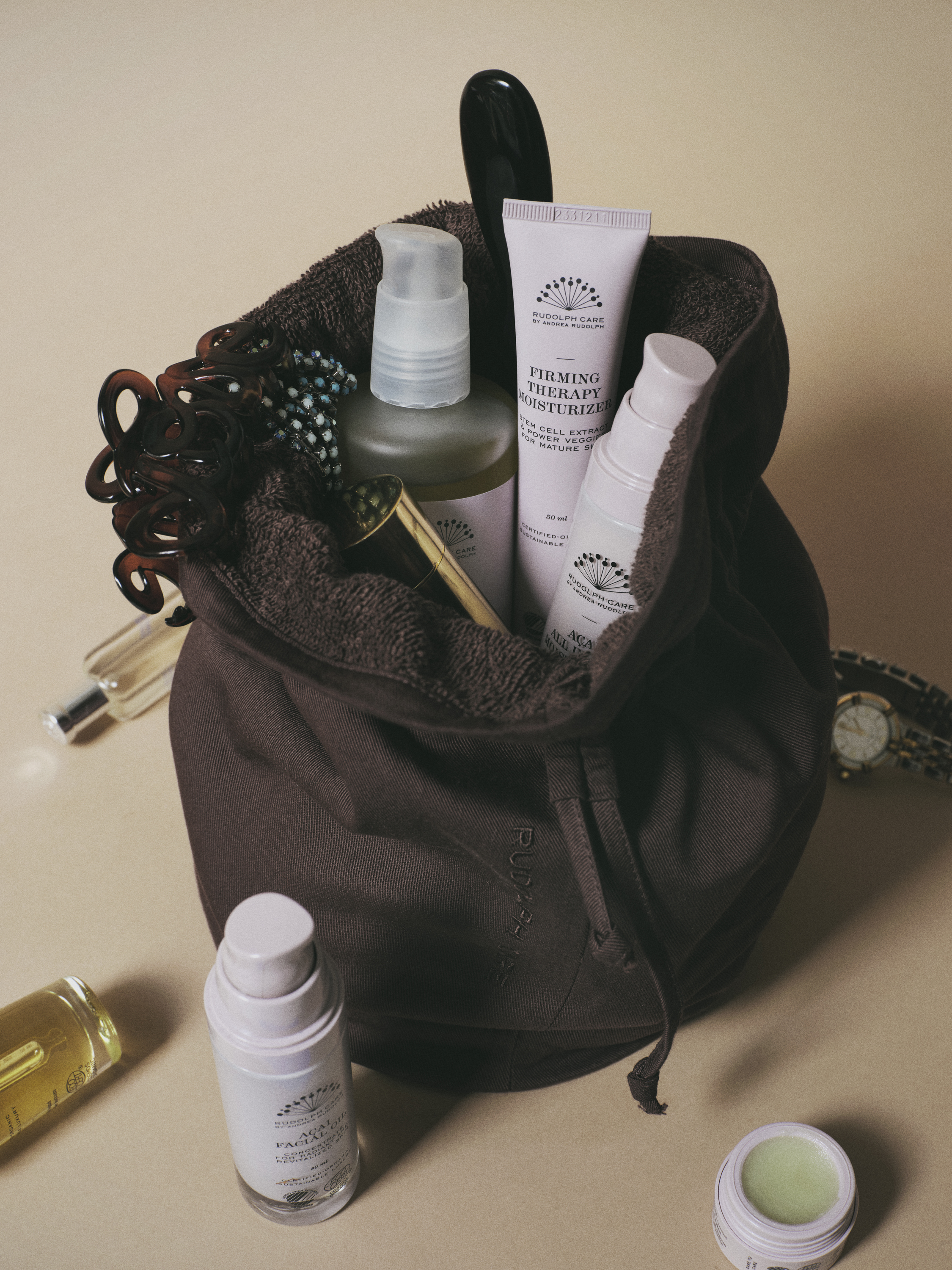 Gift for you | Holiday Pouch Limited Edition - Rudolph Care